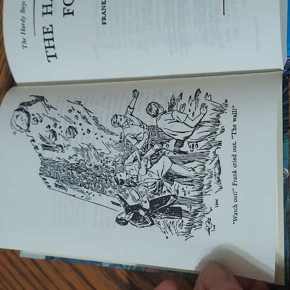 Grosset Dunlap Publishers | Other | The Hardy Boys The Haunted Fort 44 ...